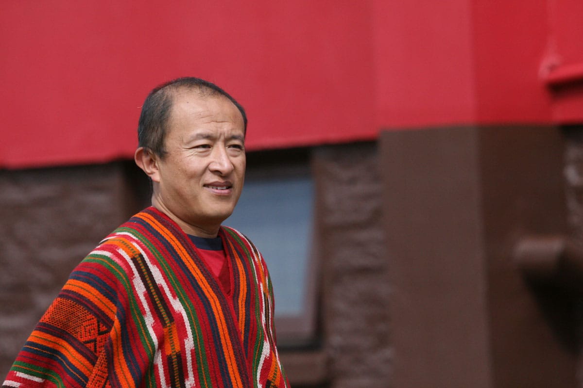What Makes You a Buddhist? -- Dzongsar Khyentse Rinpoche – Lion's Roar